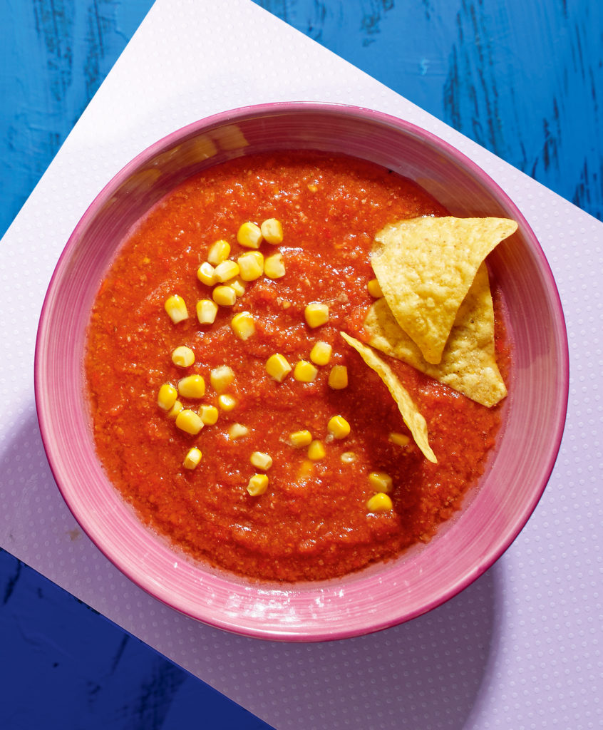 Mexikói paradicsomleves tortillachipsszel - Stahl.hu